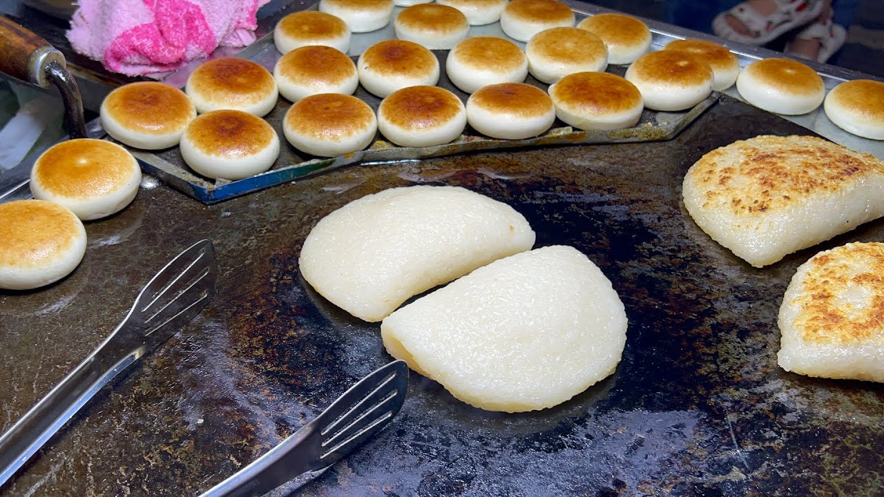 Baked Rice Cake with Sugar Bread / 호떡을 품은 누룽지 - YouTube