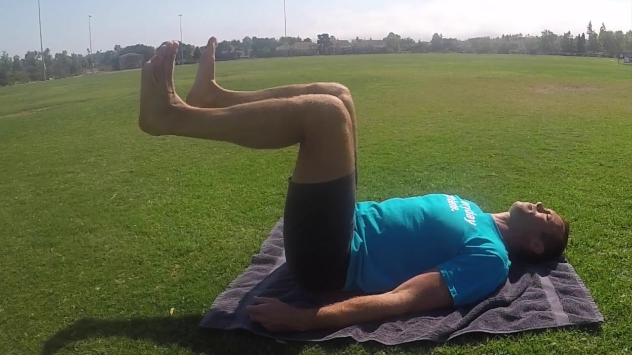 Supine Toe Circles - YouTube