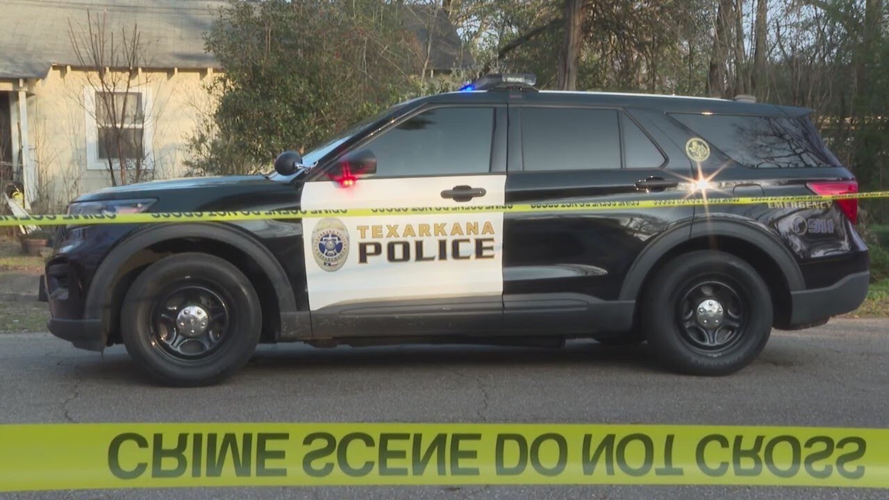 Texarkana police investigate drive-by shooting - YouTube