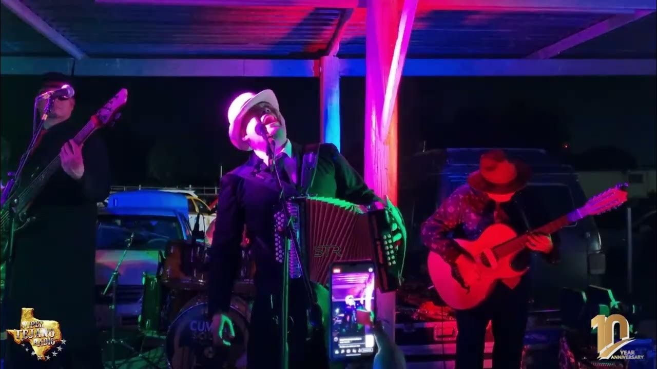 Mayelo y Sus Compas Set Garcia Brothers Live Rancho Las Eugenias - YouTube