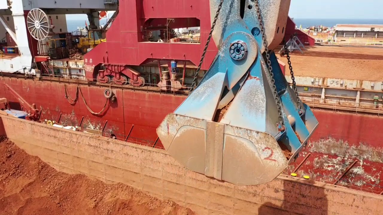 2020 03 19 NEMAG Grab - Conakry Pearl 3 - YouTube