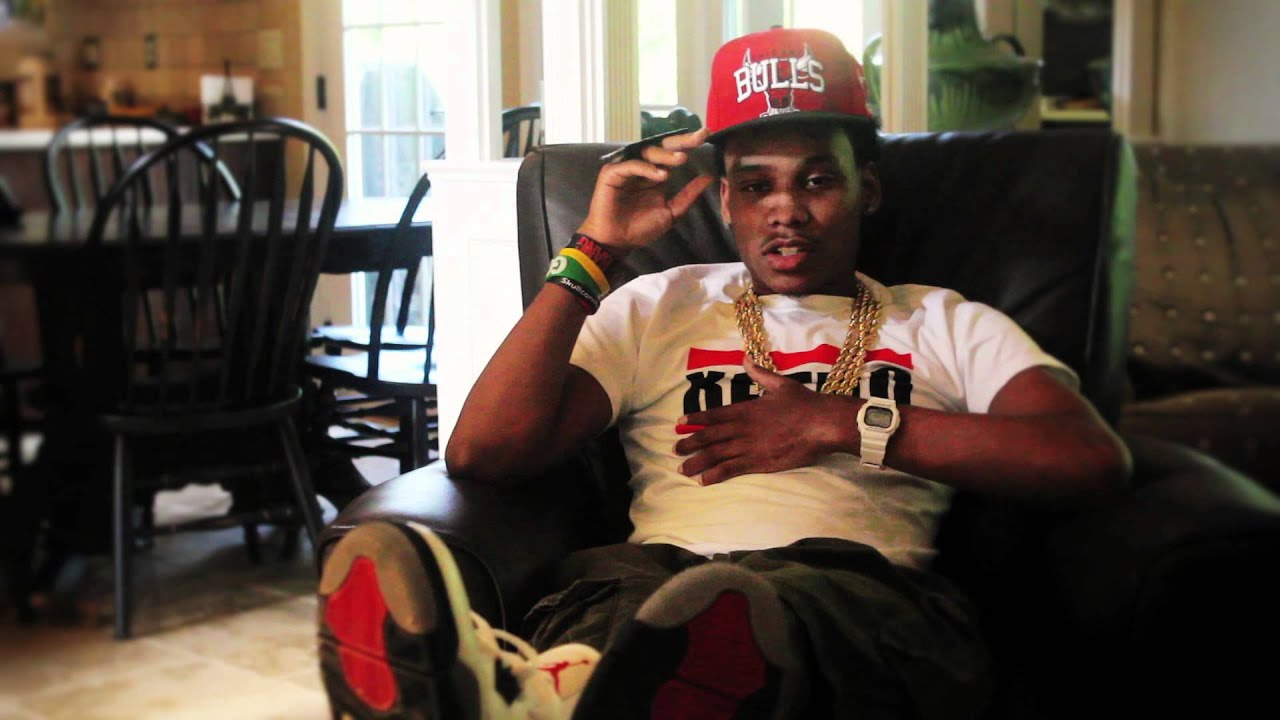 #RetroLife #3: Who Is Retro? (The Average College Kid Mixtape) 2013 XXL ...