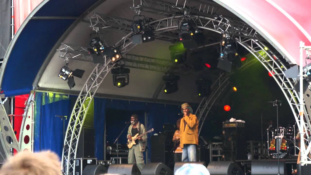 Midnite - Rasta Man Still Stand Live @ Amsterdam Reggae Festival 31/7 ...