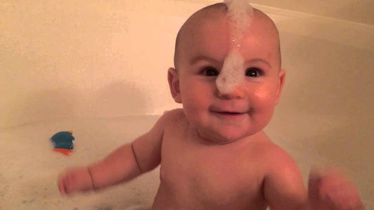 Baby Bath Time - YouTube