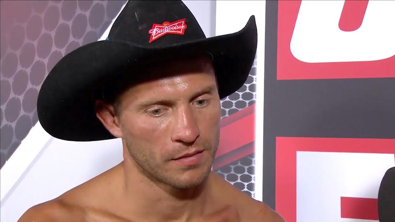 Cerrone keeps win streak going with win over Miller - YouTube