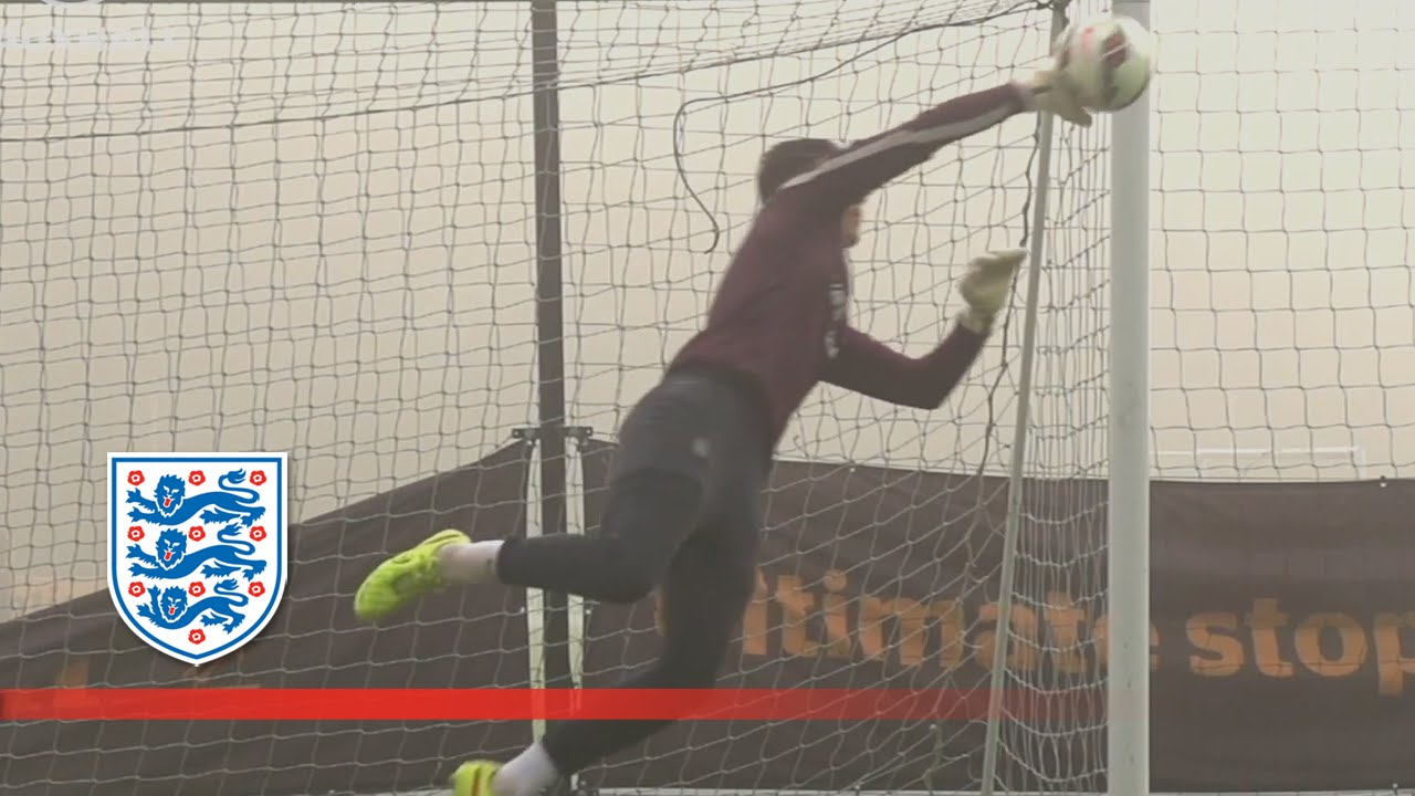 England U21s goalkeepers | Inside Training - YouTube