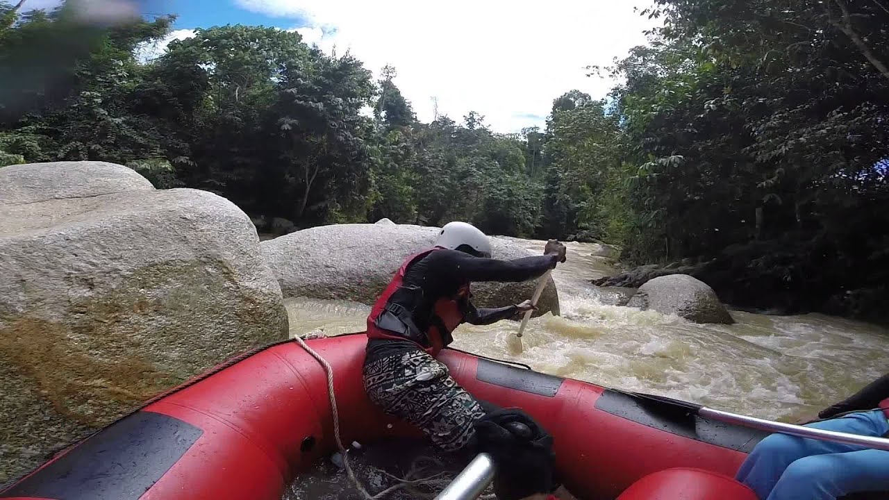 Velocirafter: White Water Rafting @ Ulu Slim, Perak - YouTube