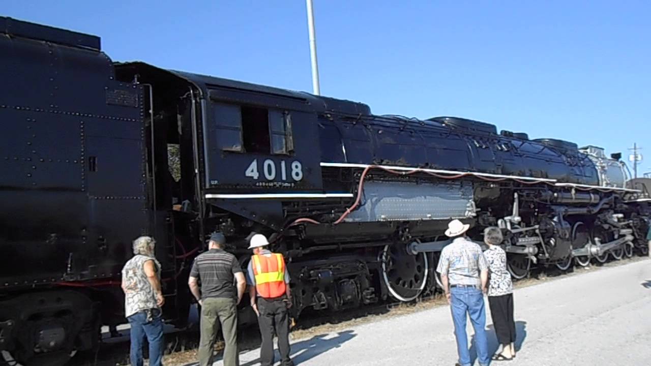Union Pacific Big Boy #4018 gets ready to move to Frisco Museum of the ...