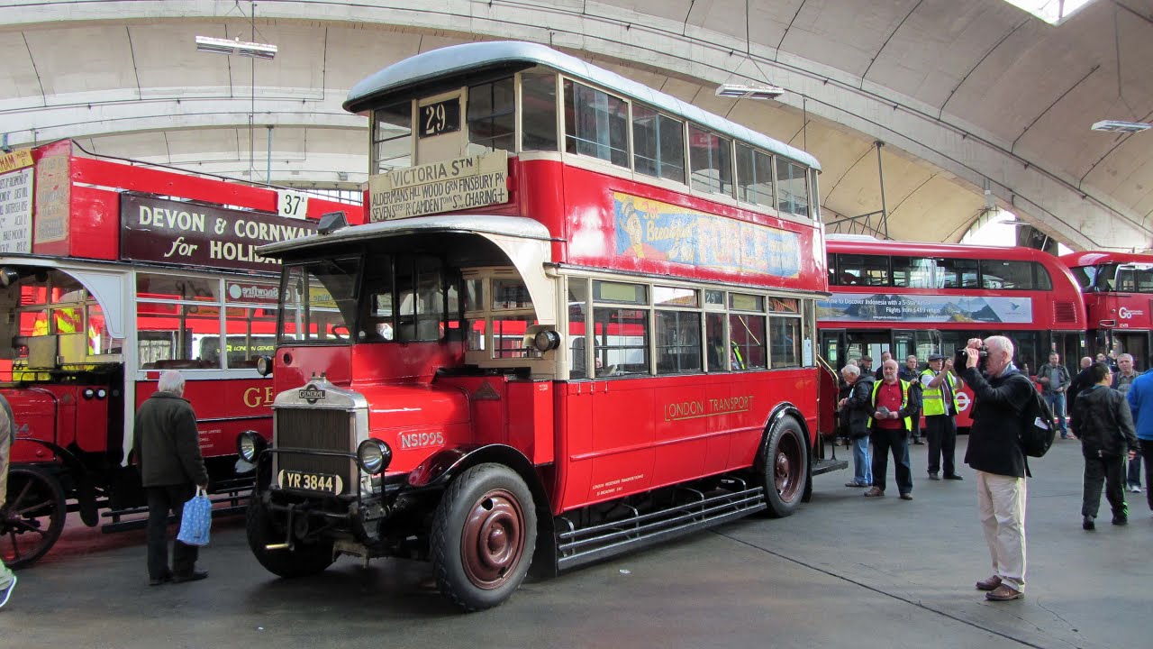 Go-Ahead London Stockwell bus garage open day 15th October 2016. - YouTube