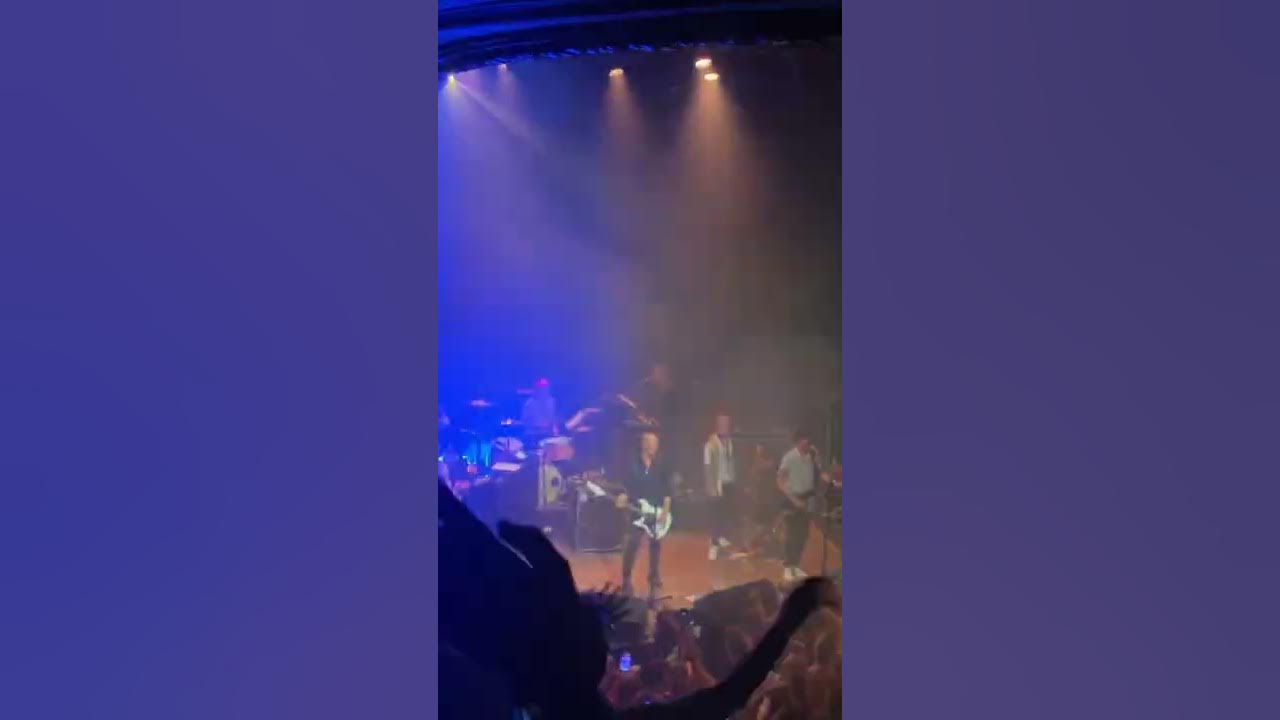 Calogero -Face à la mer - Theatre du Vaudeville à Bruxelles - YouTube