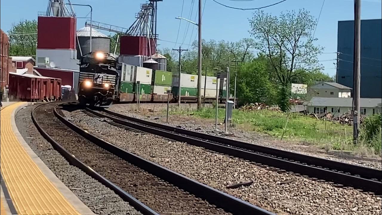 50th Anniversary of Amtrak w/ Norfolk Southern and Amtrak NER train 156 @ Culpeper (5/1/2021 ...