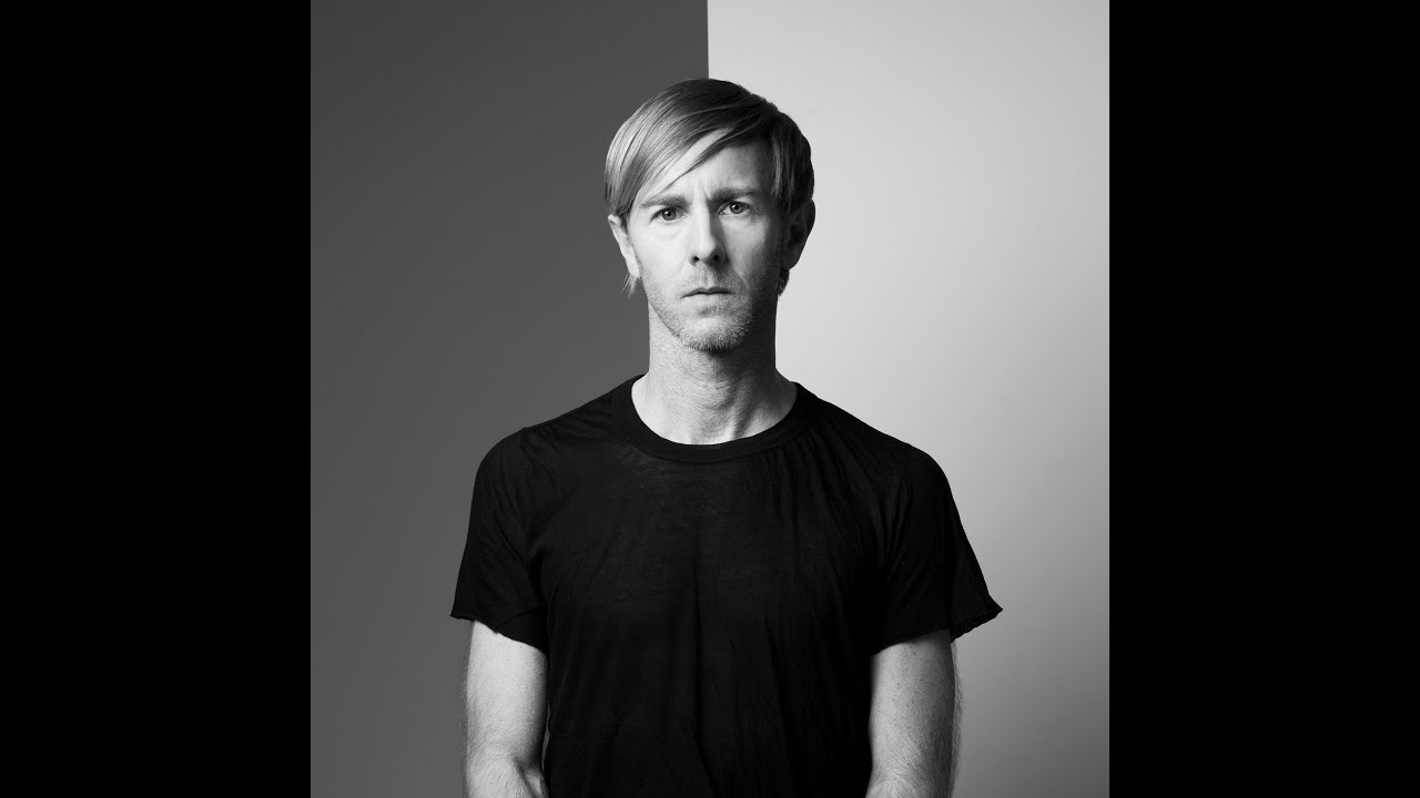 How I PLAY: Richie Hawtin MODEL 1 DJ Set-Up - YouTube
