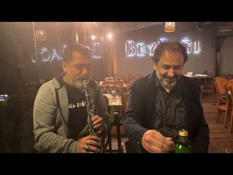 İlhan hoca ve Ömür hocadan tamamen spontane efsane Hüzzam faslı…