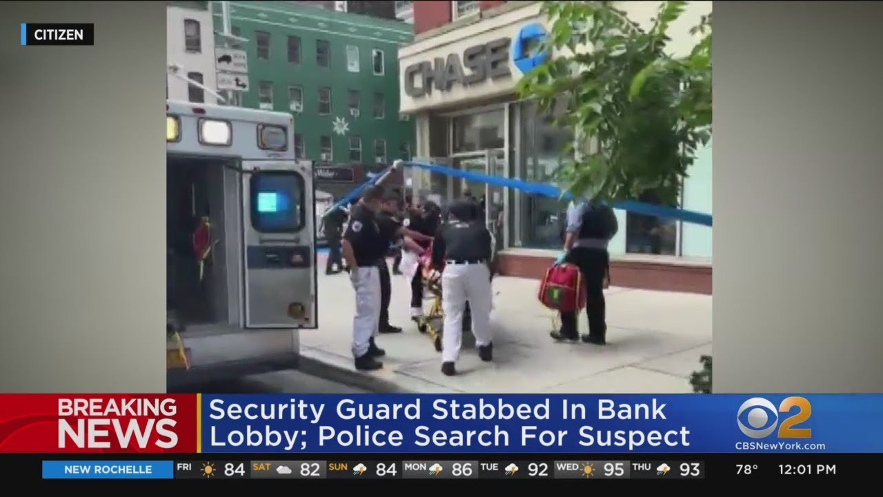 Security guard stabbed at Chase Bank on Upper East Side - YouTube