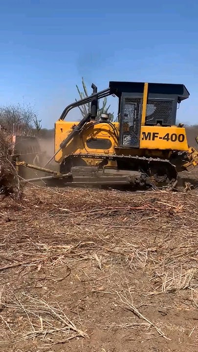trator de esteira mf400 top - YouTube