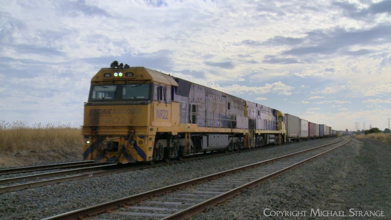4PM6 Pacific National Container Train (4/3/2023) - PoathTV Australian ...