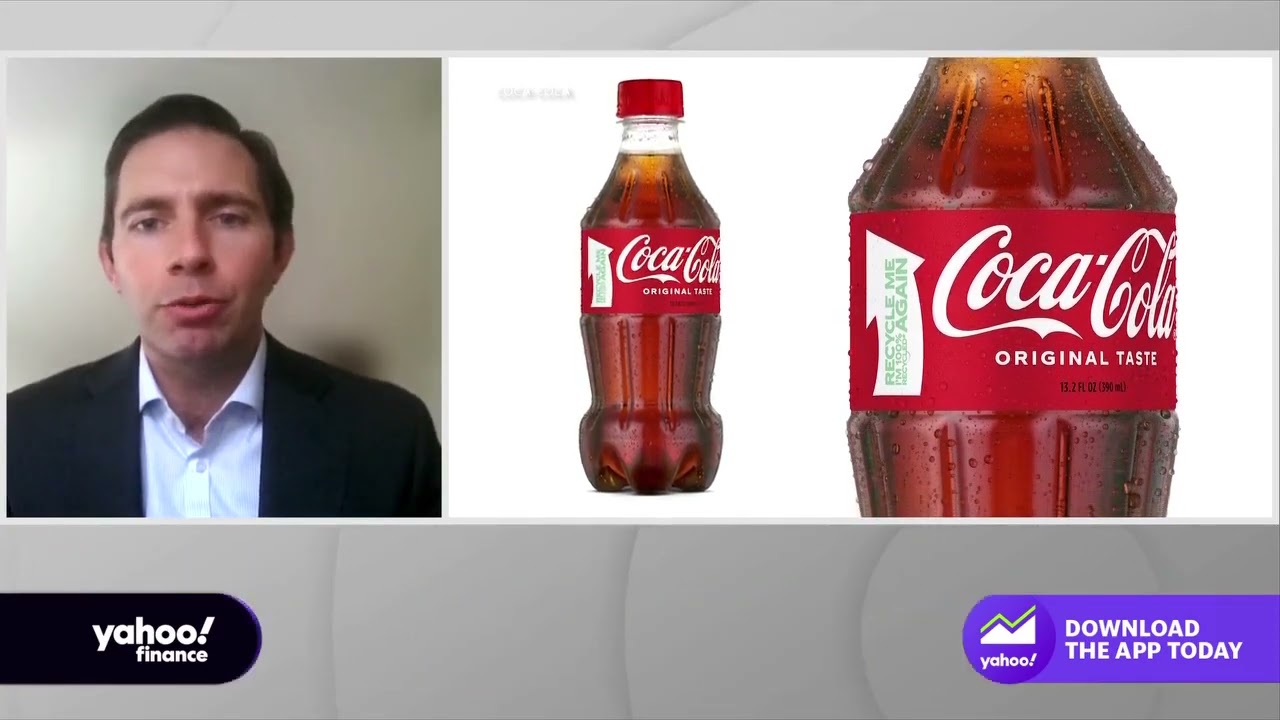 Coca-Cola looks ‘pretty favorable heading into 2023’: Analyst - YouTube