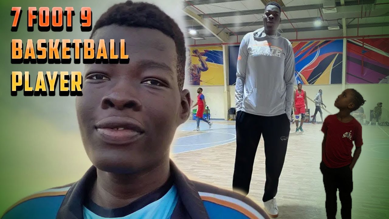 The TALLEST Basketball Player Ever (7 ft 9) - YouTube