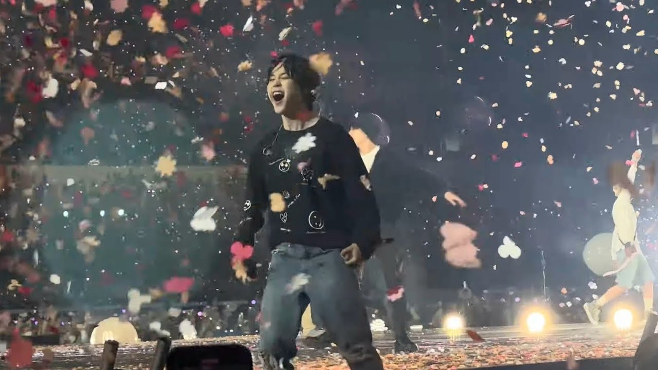 211128 Permission to Dance Encore Fancam BTS 방탄소년단 Permission to Dance ...