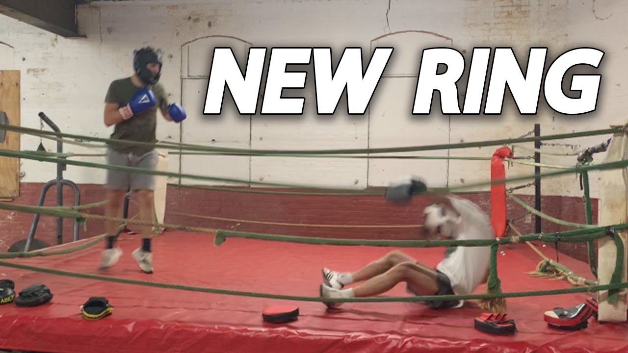 HARD SPARRING in a RING! - YouTube