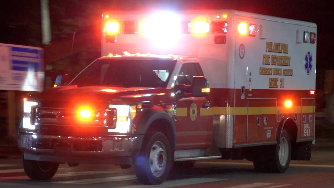 PFD Medic 31 Responding - YouTube