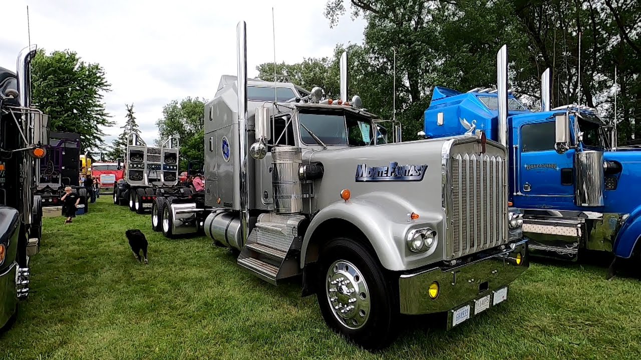 1981 Silver Kenworth W900A At The 2025 Clifford Truck Show - YouTube