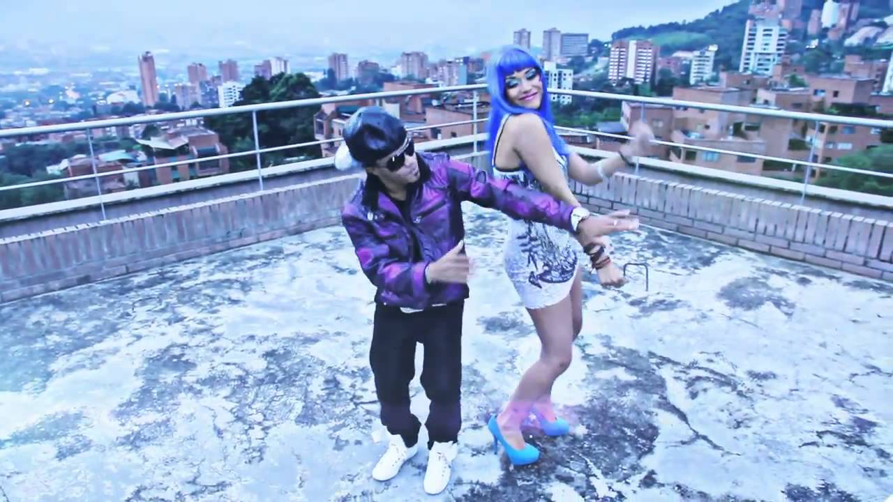 Blow Family Feat. BK Clan Esta Noche (Official Video) HD - YouTube