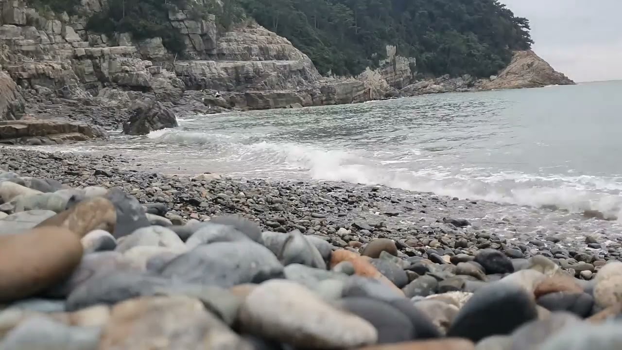몽돌해변 해수욕장 파도소리 Asmr 가을 Pm 6 파도소리와 언뜻 들리는 풀벌레소리 10분 후 블랙화면 수면 휴식 집중 힐링 Youtube