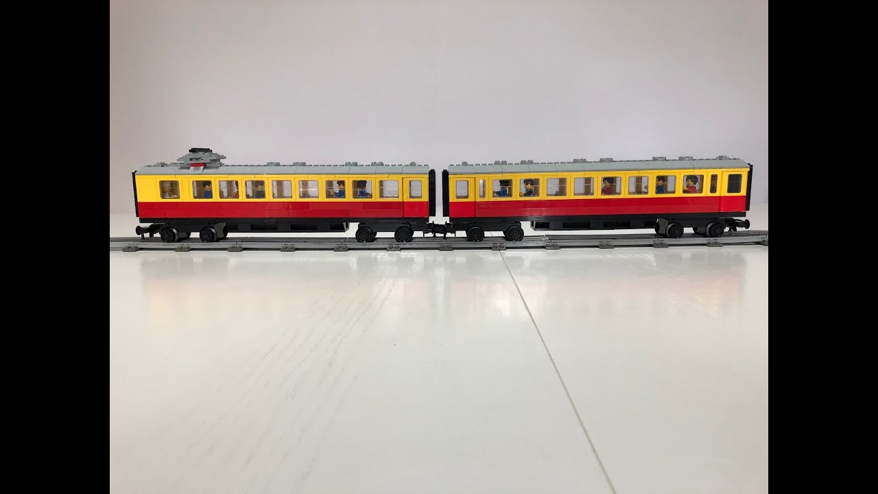 LEGO 12V Train 7740 long passenger wagons - YouTube