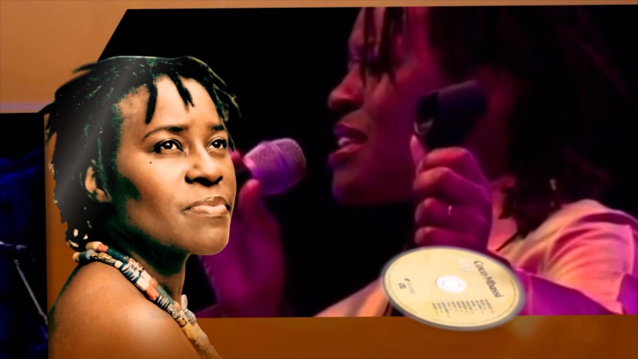 Spot Vidéo Coco Mbassi en concert à l'IFC - YouTube