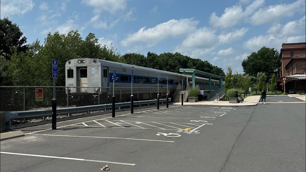 The Metro-North Railroad: Shoreliner Train Ride from Waterbury to ...