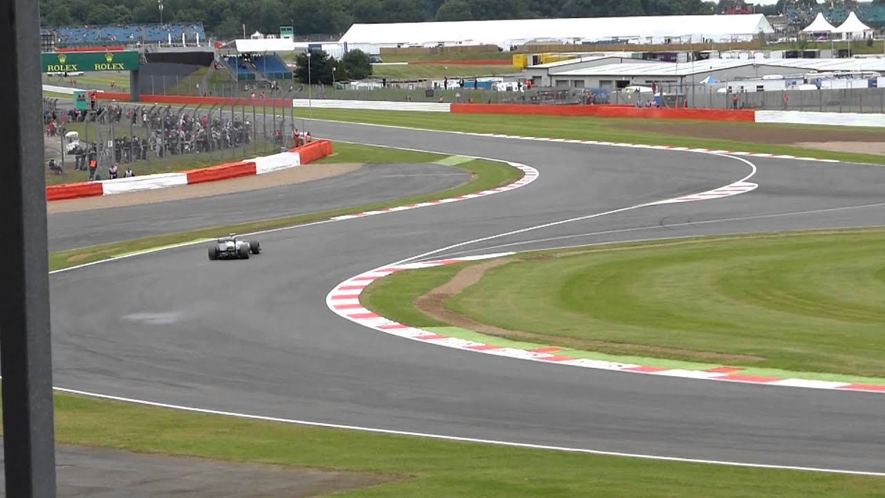 Silverstone 2013- FP2 view from Maggotts & Becketts Grandstand - YouTube