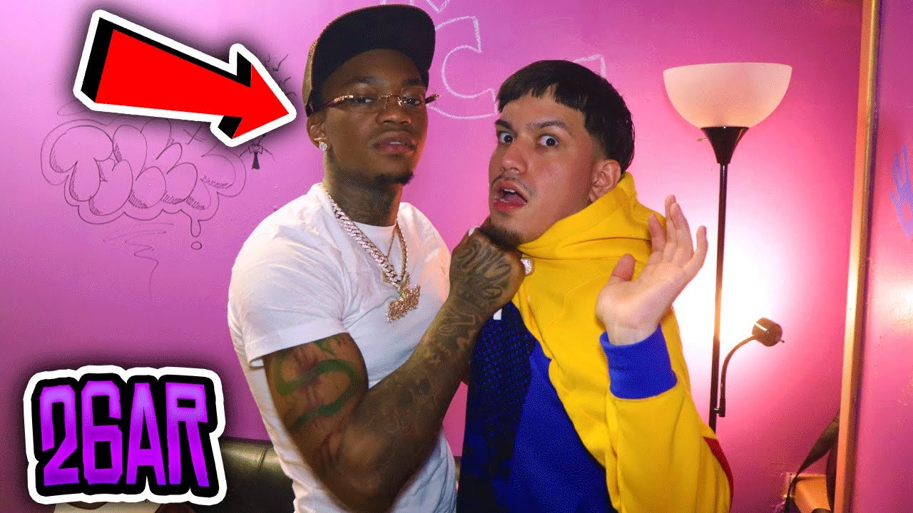 I TRIED TO TAKE 26AR'S CHAIN AND THIS HAPPENED... - YouTube