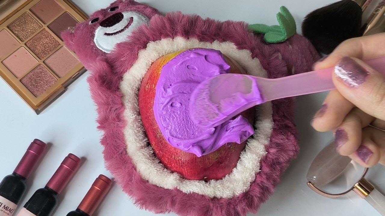 makeup on a red apple?!🍎🤫💄 extremely satisfying "ASMR" | stress killer ...