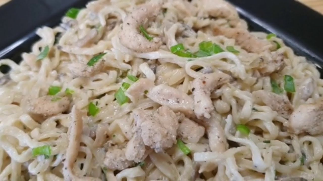 HOW TO MAKE CREAMY ALFREDO MAGGI | CHICKEN ALFREDO WITH DOUBLE CREAM ...