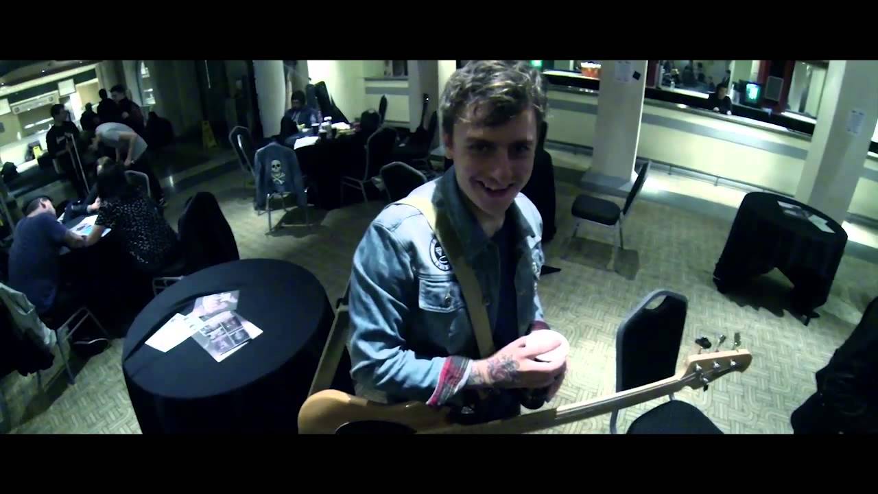Page 44 Backstage at Vans Warped Tour UK - Nov 17th 2013 - YouTube