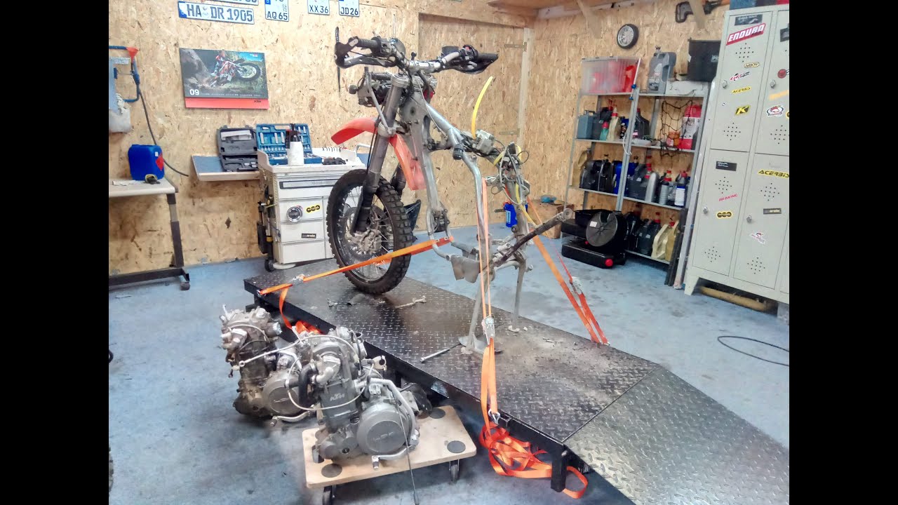 KTM 640 Adventure Engine Swap - Part 1 | Tear down - YouTube