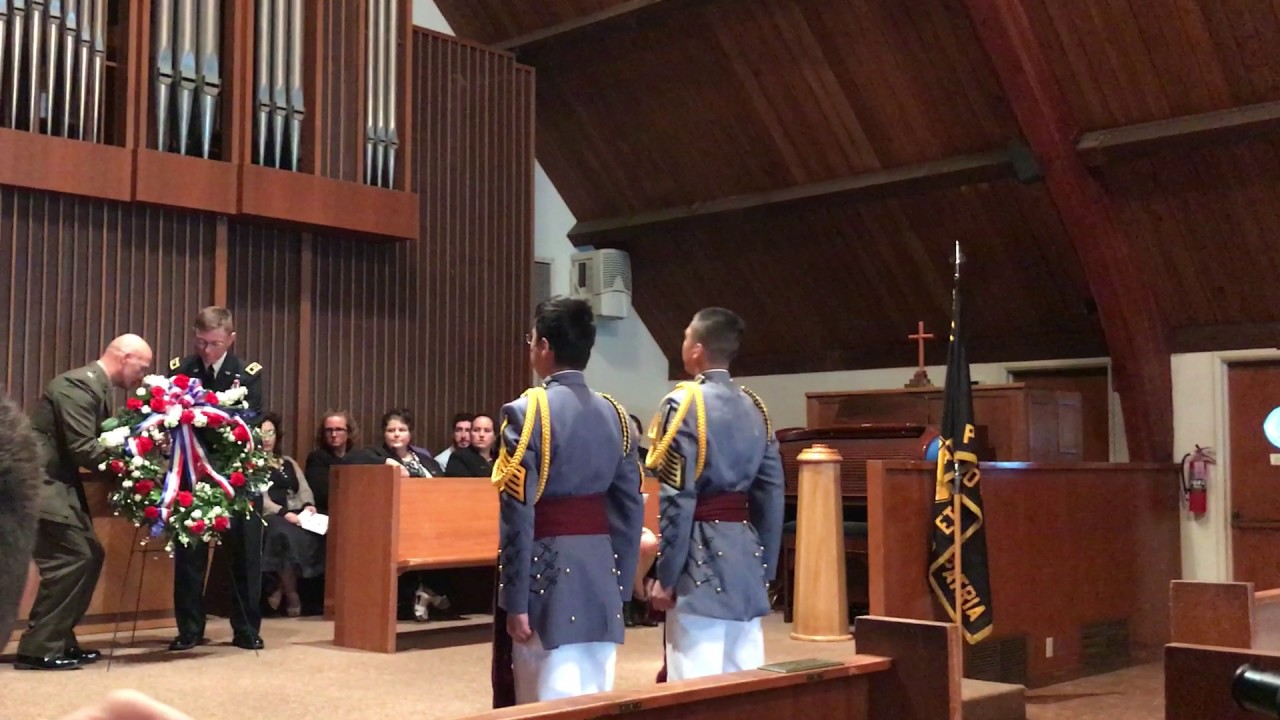 2017 Army and Navy Academy's Memorial Day Chapel Service - YouTube