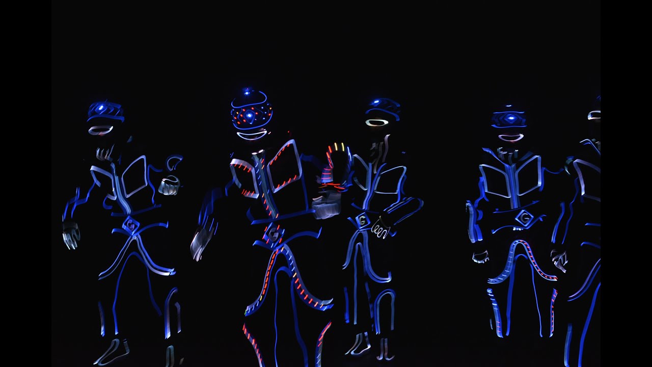 Neon Pixel show WOOO by GlowArt.show team. RUS' hotel, Kyiv, 22/12/2019 ...