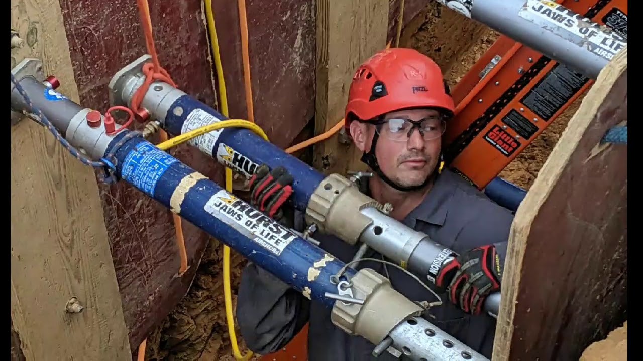 TR Trench Rescue with NCANG RTS Rescue School / NC Emergency Training ...