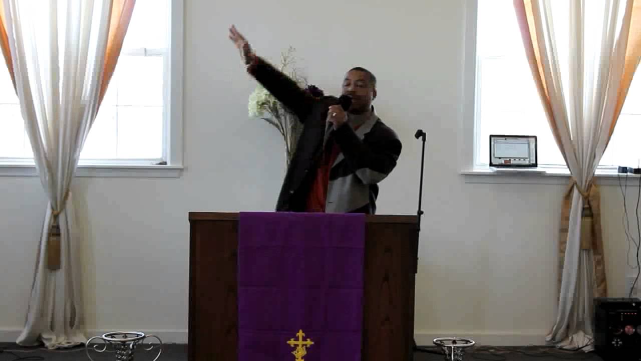Pastor Larry Birchett, Jr Preaching Gods Love at HHRC - YouTube