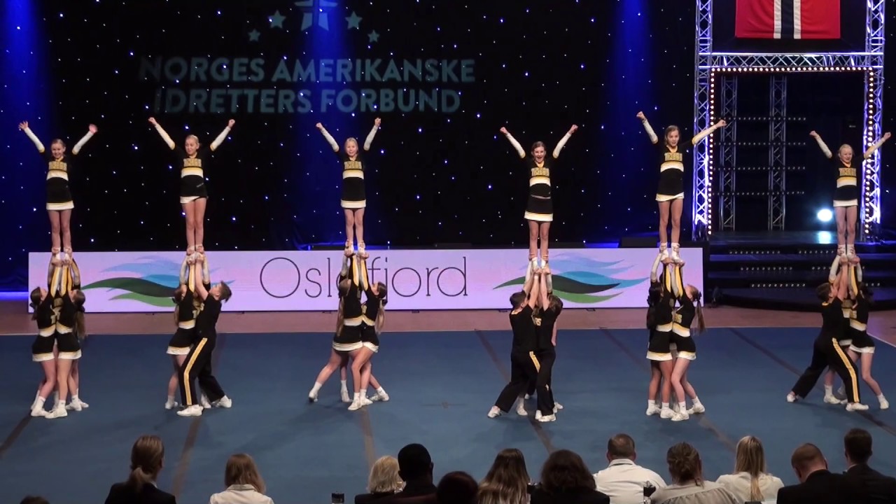 Finale Norwegian Cheer League 2017 Junior Cheer Coed Median - NRC ...