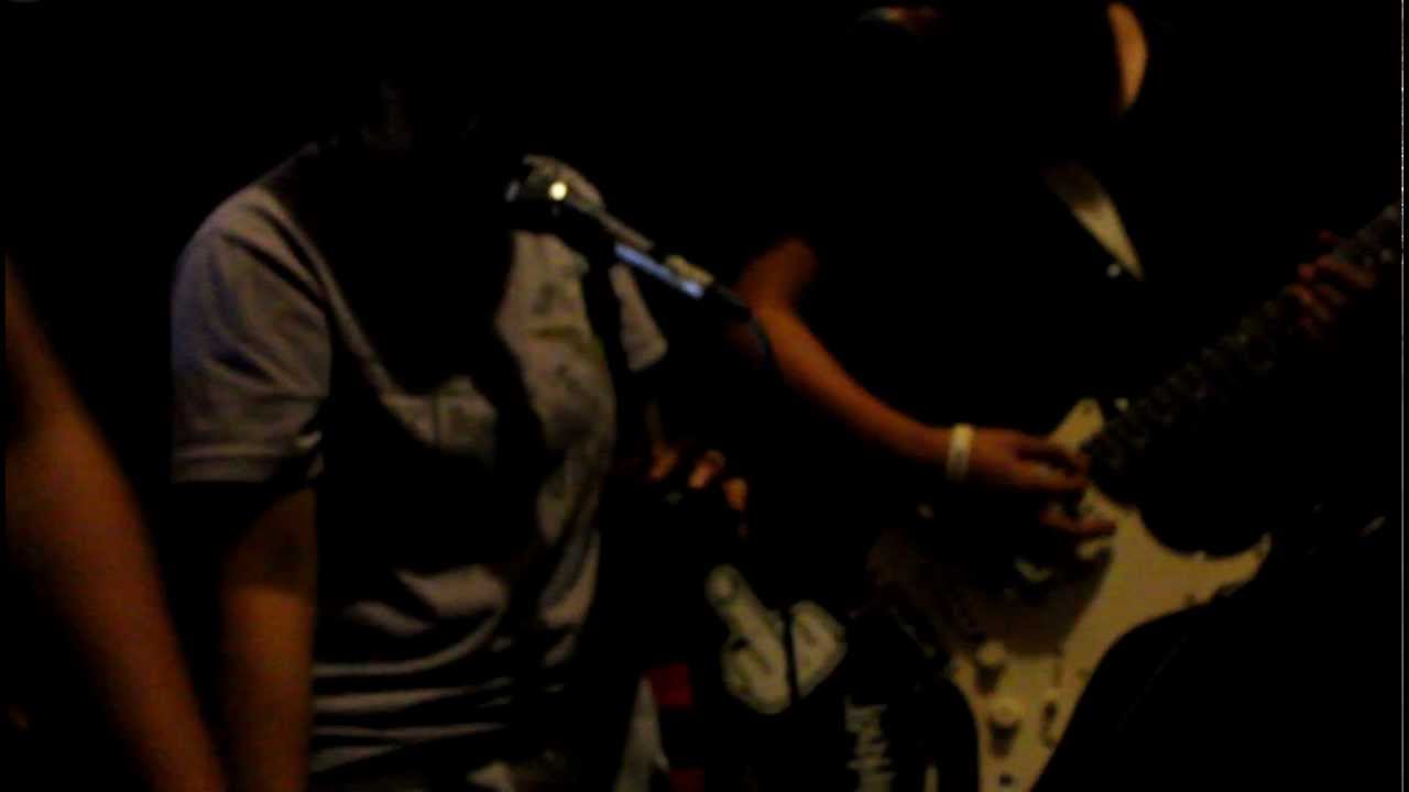 pyramid fail - YouTube