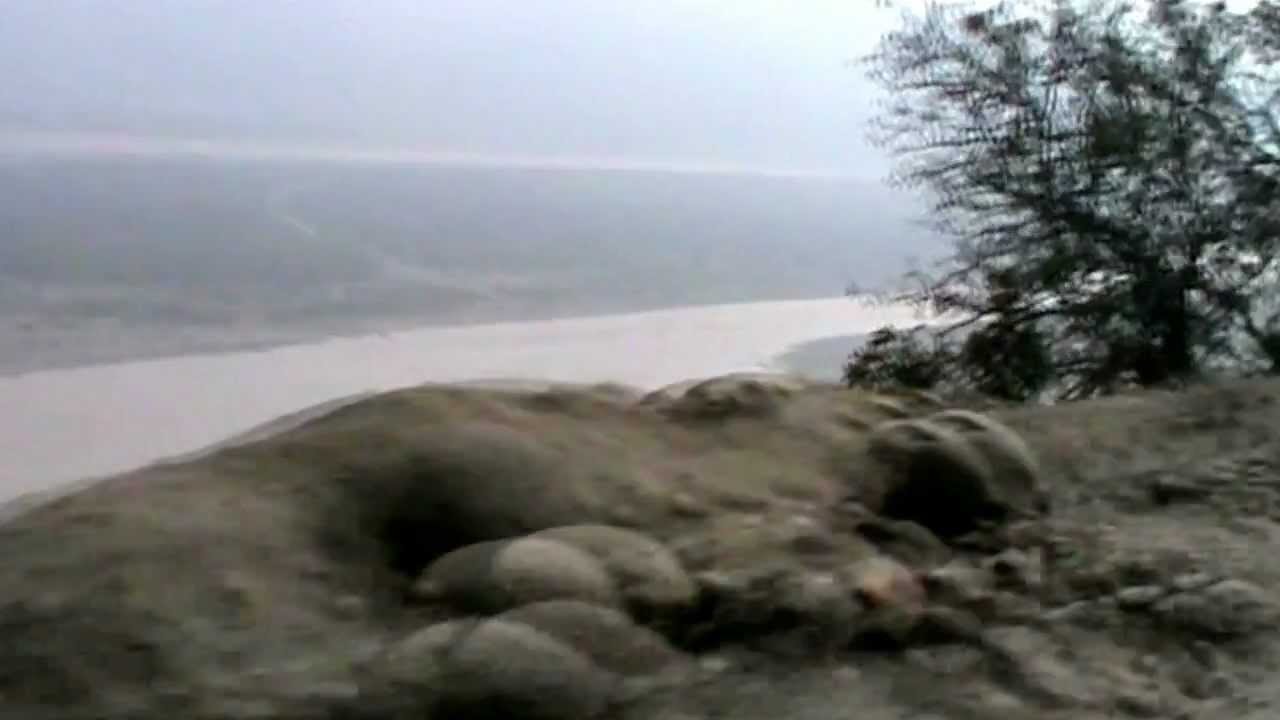 Tawi River Jammu & Kashmir Heaven on Earth Red River - YouTube