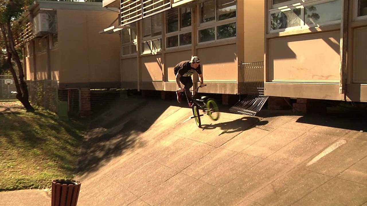 Colony BMX - Tom Stretton 2013 - YouTube