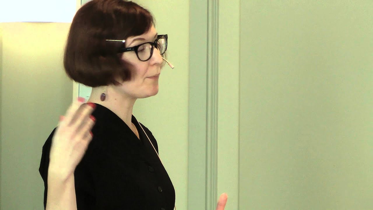 Krigsbytets biografi - Emma Hagström Molin - YouTube