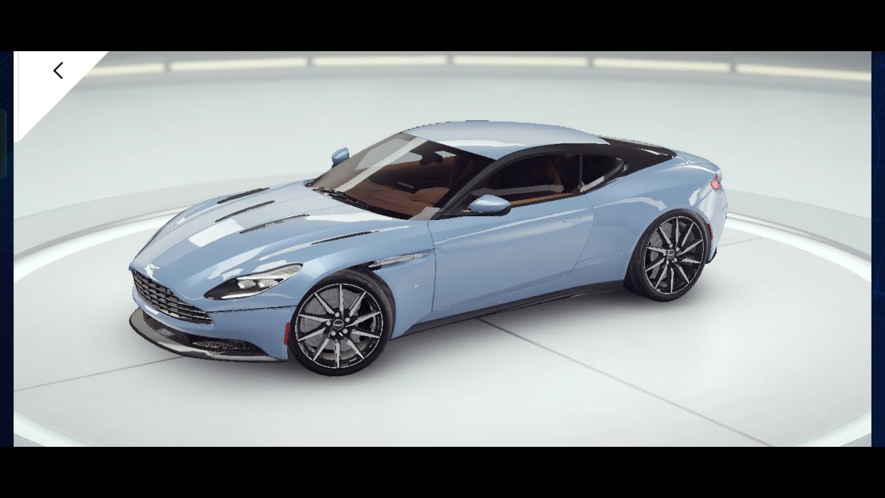 ASTON MARTIN DB11 Dipping Down Track Race - YouTube