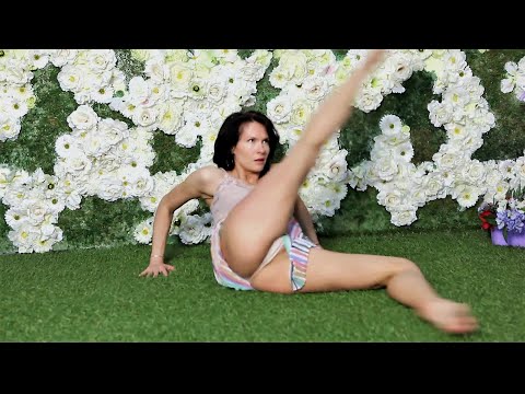 Stretch with Julia \\\\ hot yoga || Contortion || Flexibility