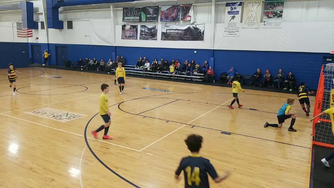 Madison Futsal - Force 2006 vs Force 2007 - YouTube
