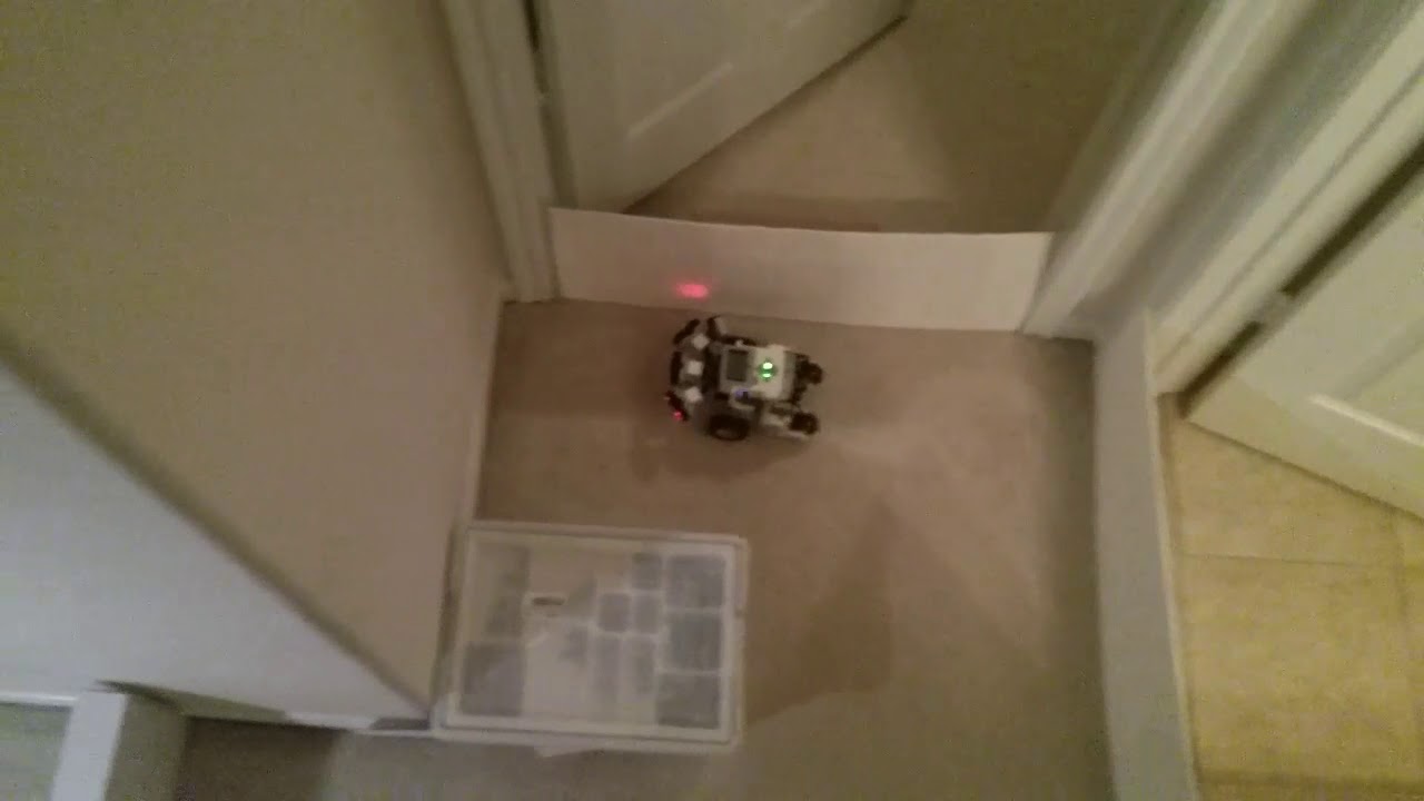 Maze Solving Bot - YouTube